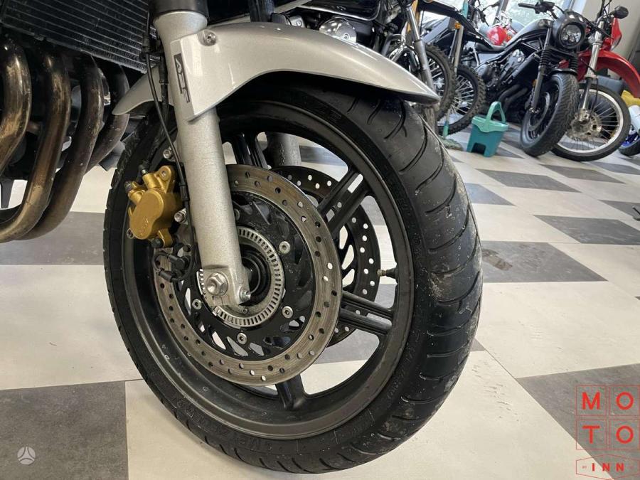 Honda CBF 2005 Rīga, ar dzinēja tilpumu 0.60 L un nobraukumu 53 tūkst. km par 2499 €, foto 9 vietnē AUTOMOTO.COM.LV