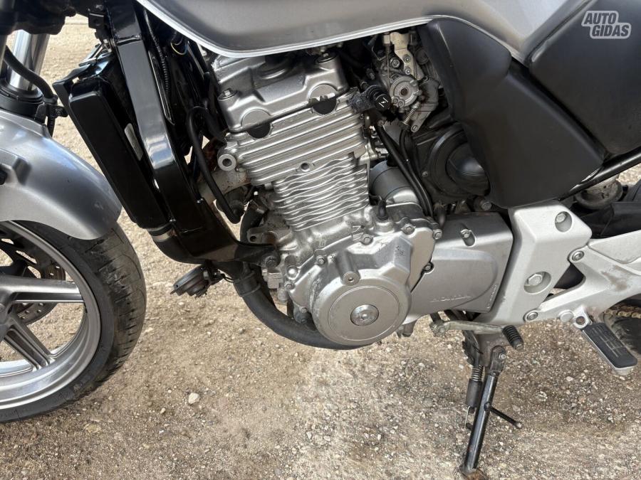 Honda CBF 2005 Kelmė, ar dzinēja tilpumu 0.50 L un nobraukumu 55 tūkst. km par 815 €, foto 10 vietnē AUTOMOTO.COM.LV