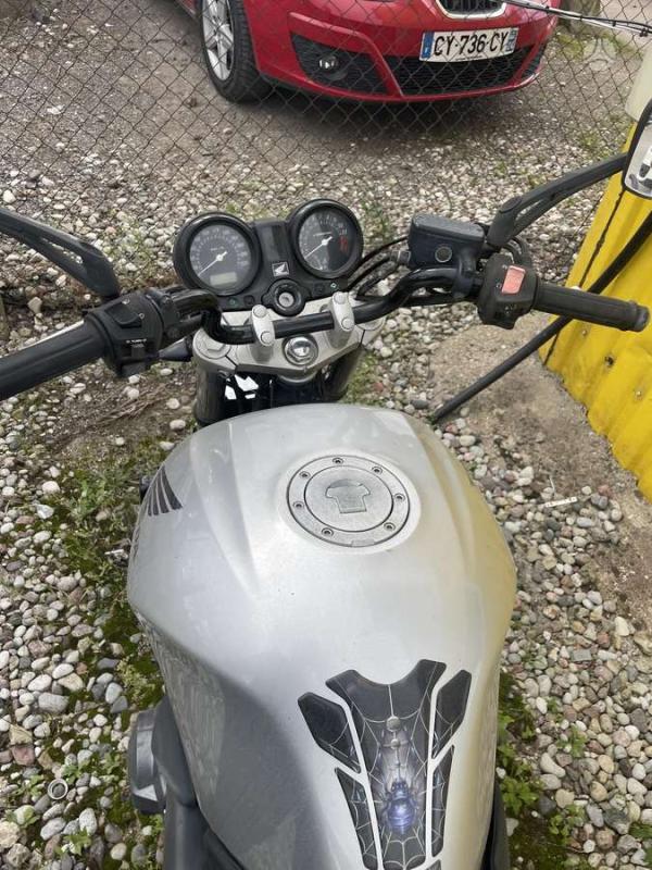 Honda CBF 2005 in Taurage, with an engine capacity of 0.60 L and mileage of 58 thousand km for 1500 €, photo 5 on AUTOMOTO.COM.LV