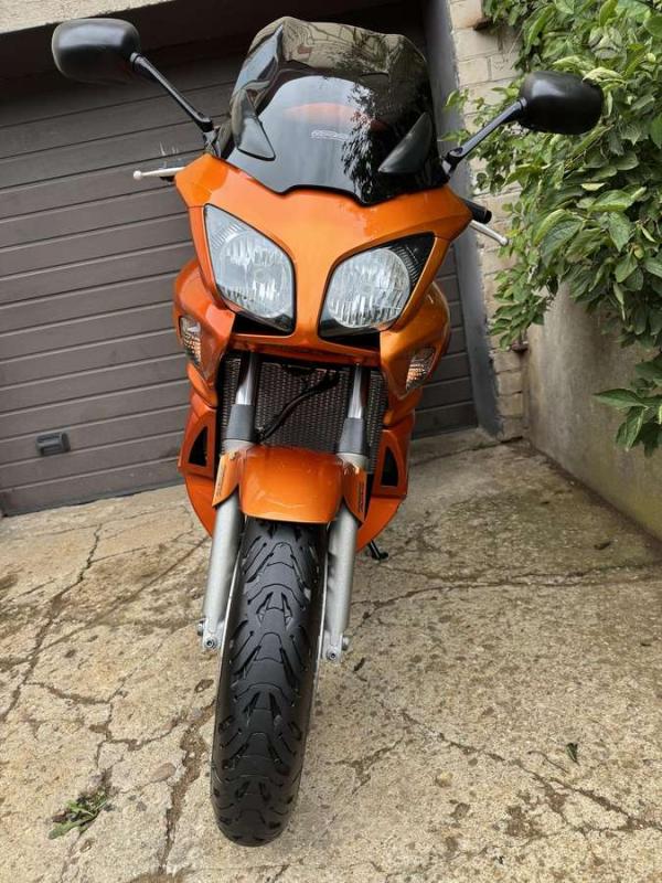 Honda CBF 2006 Prienai, ar dzinēja tilpumu 1.00 L un nobraukumu 56 tūkst. km par 3600 €, foto 5 vietnē AUTOMOTO.COM.LV