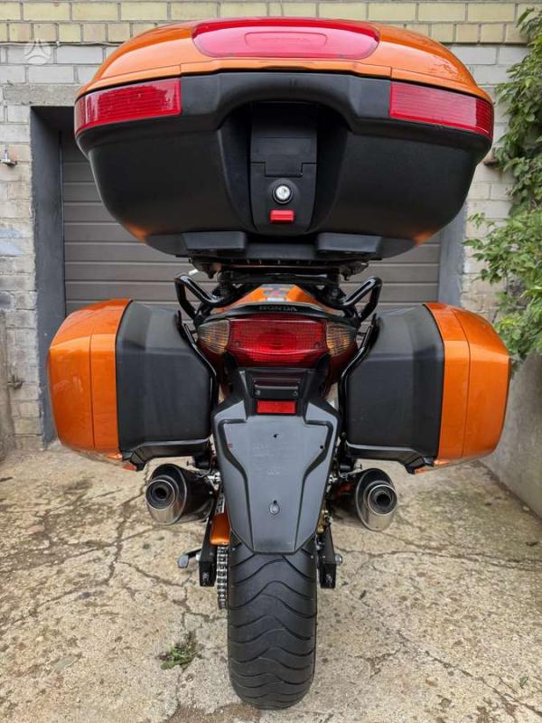 Honda CBF 2006 Prienai, ar dzinēja tilpumu 1.00 L un nobraukumu 56 tūkst. km par 3600 €, foto 8 vietnē AUTOMOTO.COM.LV
