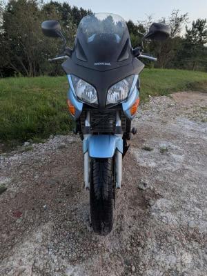 Honda CBF 2006 in Alytus, with an engine capacity of 0.60 L and mileage of 40 thousand km for 3000 €, photo 1 on AUTOMOTO.COM.LV