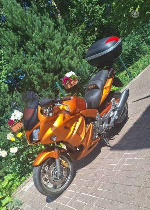Honda CBF 2007 in Siauliai, with an engine capacity of 0.00 L and mileage of 200 thousand km for 2700 €, photo  on AUTOMOTO.COM.LV