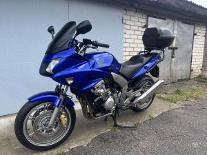Honda CBF 2007 in Birstonas, with an engine capacity of 1.00 L and mileage of 36 thousand km for 2999 €, photo 3 on AUTOMOTO.COM.LV