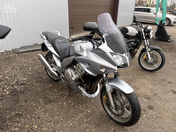 Honda CBF 2008 Kelmė, ar dzinēja tilpumu 1.00 L un nobraukumu 72 tūkst. km par 1730 €, foto 1 vietnē AUTOMOTO.COM.LV