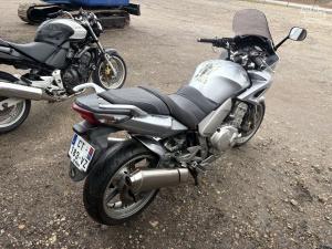 Honda CBF 2008 Kelmė, ar dzinēja tilpumu 1.00 L un nobraukumu 72 tūkst. km par 1730 €, foto 4 vietnē AUTOMOTO.COM.LV
