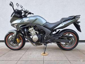 Honda CBF 2008 Prienai, ar dzinēja tilpumu 0.60 L un nobraukumu 30 tūkst. km par 2950 €, foto 3 vietnē AUTOMOTO.COM.LV