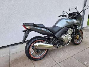 Honda CBF 2008 Prienai, ar dzinēja tilpumu 0.60 L un nobraukumu 30 tūkst. km par 2950 €, foto 14 vietnē AUTOMOTO.COM.LV