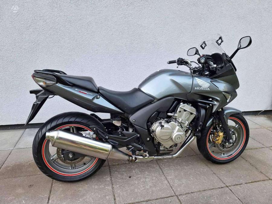 Honda CBF 2008 Prienai, ar dzinēja tilpumu 0.60 L un nobraukumu 30 tūkst. km par 2950 €, foto 17 vietnē AUTOMOTO.COM.LV