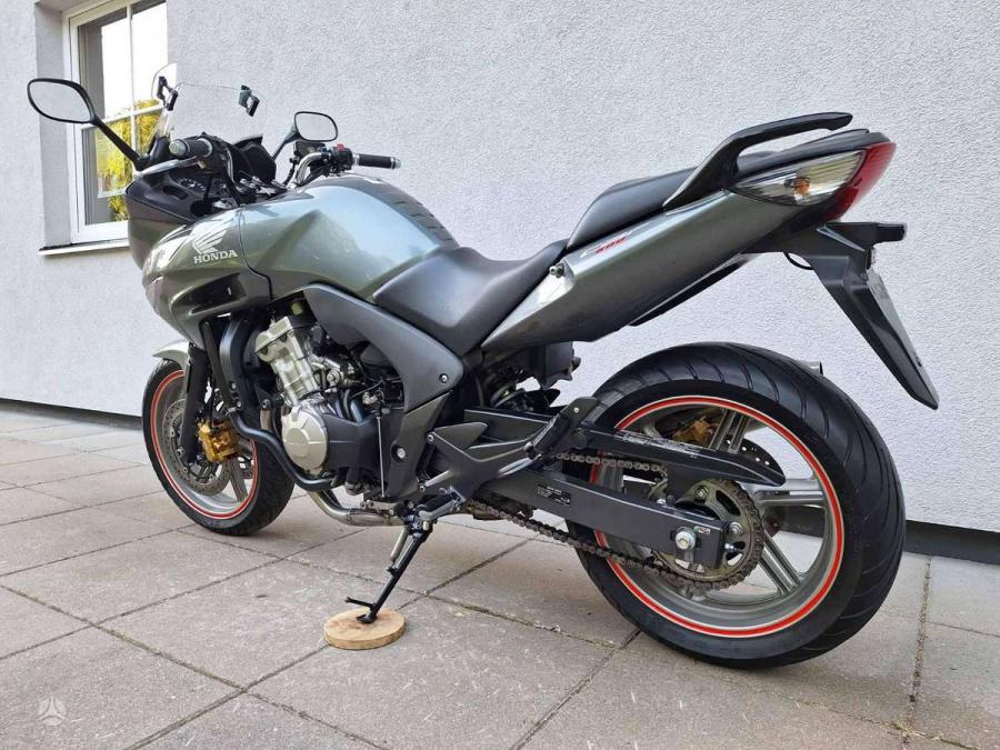 Honda CBF 2008 Prienai, ar dzinēja tilpumu 0.60 L un nobraukumu 30 tūkst. km par 2950 €, foto 21 vietnē AUTOMOTO.COM.LV