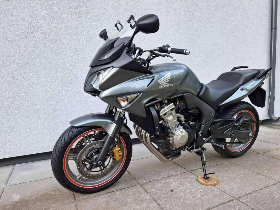 Honda CBF 2008 Prienai, ar dzinēja tilpumu 0.60 L un nobraukumu 30 tūkst. km par 2950 €, foto 26 vietnē AUTOMOTO.COM.LV
