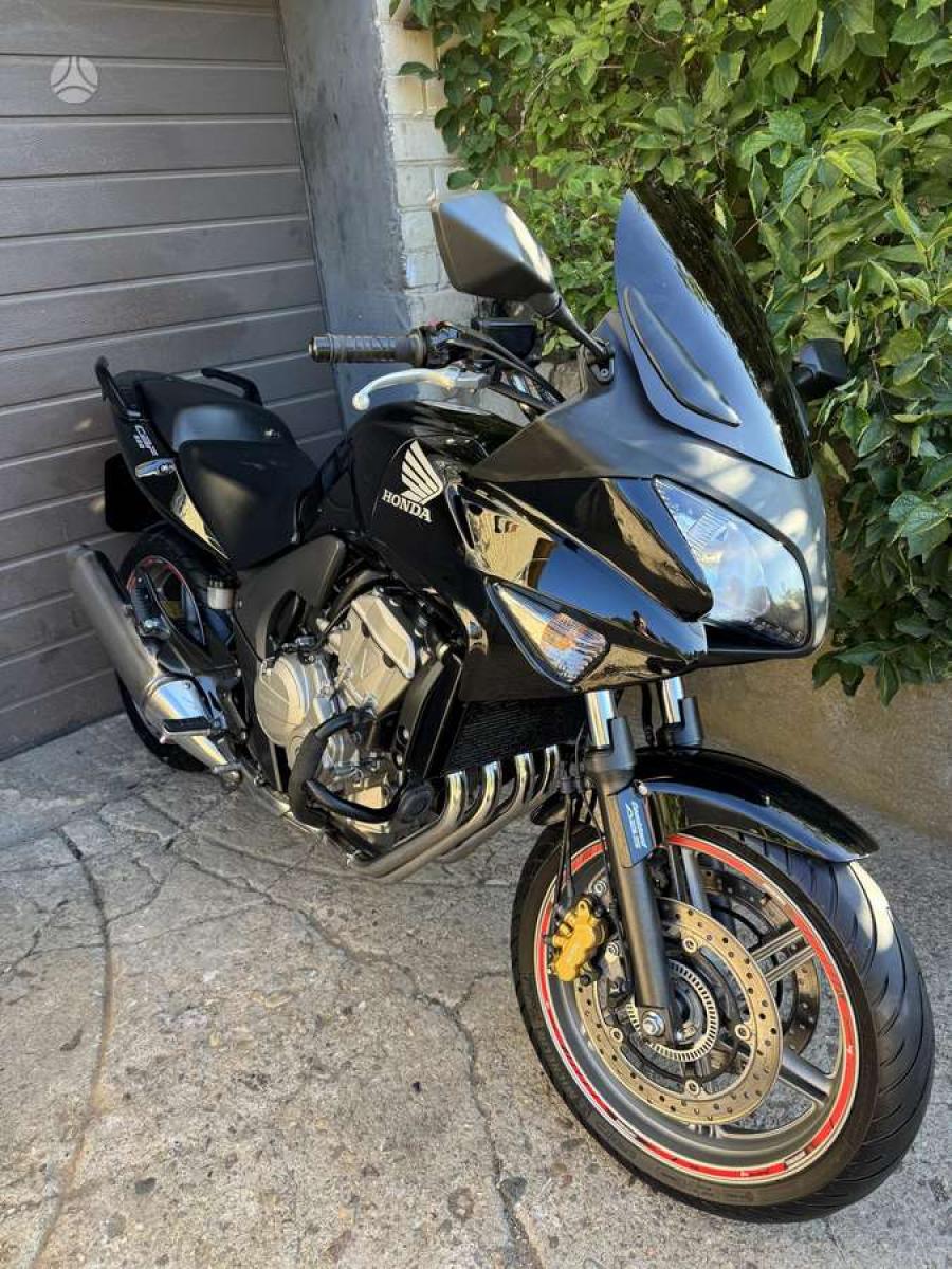 Honda CBF 2008 in Prienai, with an engine capacity of 0.60 L and mileage of 48 thousand km for 2950 €, photo 1 on AUTOMOTO.COM.LV