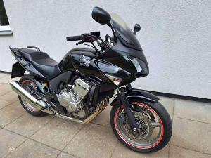 Honda CBF 2008 in Prienai, with an engine capacity of 0.60 L and mileage of 29 thousand km for 2850 €, photo 13 on AUTOMOTO.COM.LV