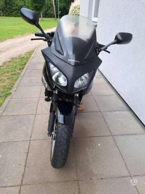 Honda CBF 2008 in Prienai, with an engine capacity of 0.60 L and mileage of 29 thousand km for 2850 €, photo 15 on AUTOMOTO.COM.LV