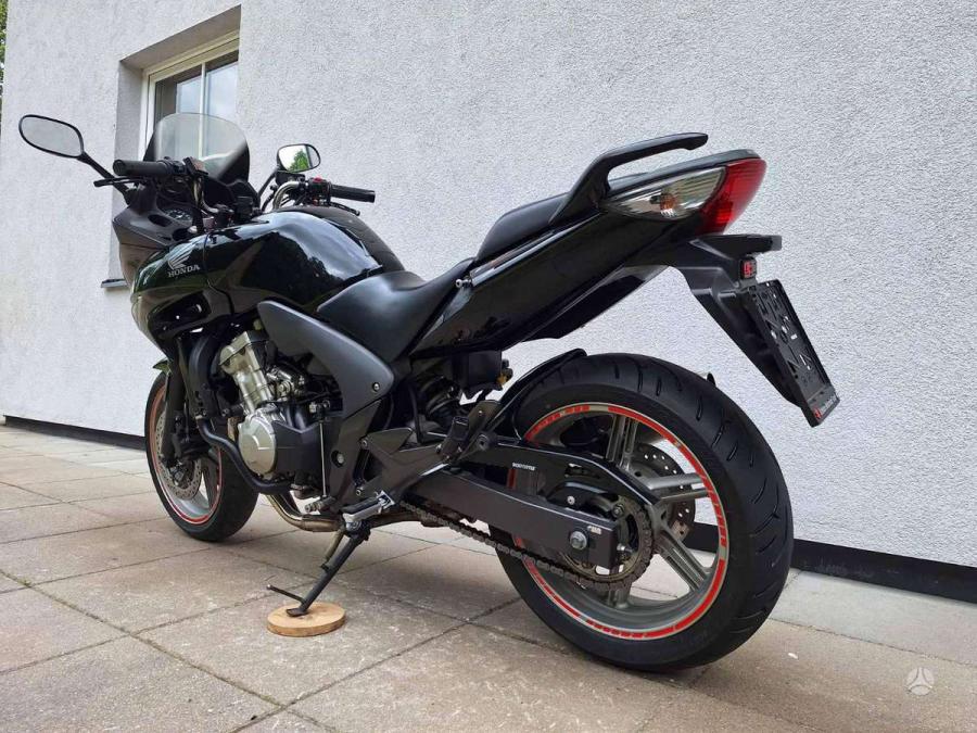 Honda CBF 2008 in Prienai, with an engine capacity of 0.60 L and mileage of 29 thousand km for 2850 €, photo 21 on AUTOMOTO.COM.LV