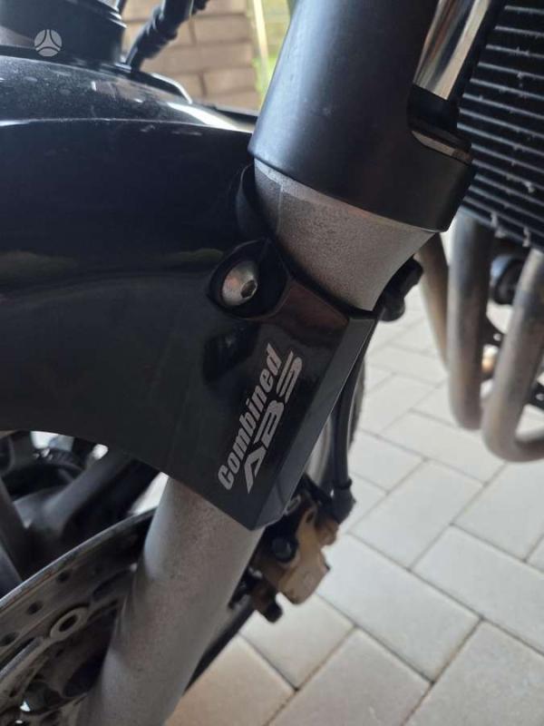 Honda CBF 2008 Kaišiadorys, ar dzinēja tilpumu 1.00 L un nobraukumu 66 tūkst. km par 2650 €, foto 7 vietnē AUTOMOTO.COM.LV