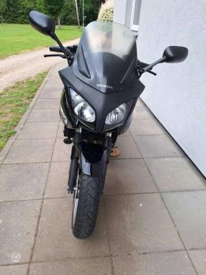 Honda CBF 2008 in Prienai, with an engine capacity of 0.60 L and mileage of 29 thousand km for 2850 €, photo 7 on AUTOMOTO.COM.LV