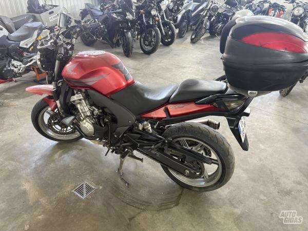 Honda CBF 2009 Kelmė, ar dzinēja tilpumu 0.60 L un nobraukumu 0 tūkst. km par 965 €, foto 4 vietnē AUTOMOTO.COM.LV