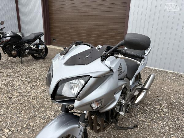 Honda CBF 2009 Kelmė, ar dzinēja tilpumu 1.00 L un nobraukumu 41 tūkst. km par 1630 €, foto 7 vietnē AUTOMOTO.COM.LV