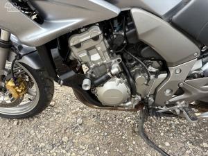 Honda CBF 2009 Kelmė, ar dzinēja tilpumu 1.00 L un nobraukumu 41 tūkst. km par 1630 €, foto 11 vietnē AUTOMOTO.COM.LV