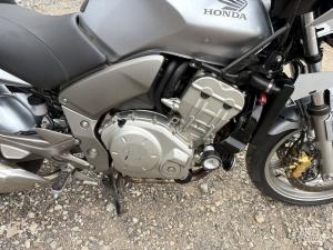 Honda CBF 2009 Kelmė, ar dzinēja tilpumu 1.00 L un nobraukumu 41 tūkst. km par 1630 €, foto 15 vietnē AUTOMOTO.COM.LV