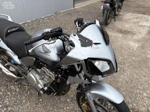 Honda CBF 2009 Kelmė, ar dzinēja tilpumu 1.00 L un nobraukumu 41 tūkst. km par 1630 €, foto 17 vietnē AUTOMOTO.COM.LV