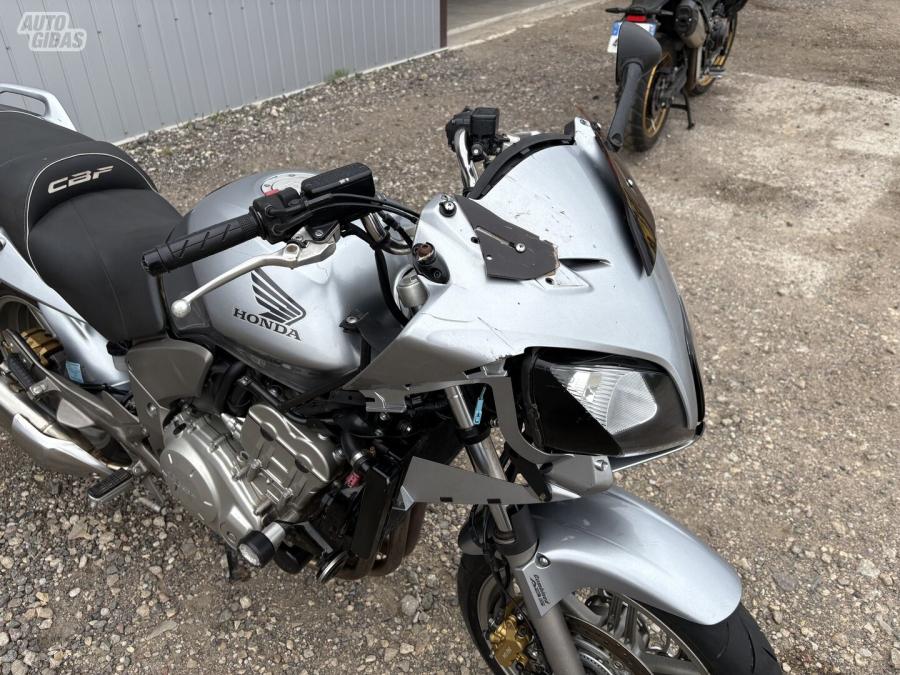 Honda CBF 2009 Kelmė, ar dzinēja tilpumu 1.00 L un nobraukumu 41 tūkst. km par 1630 €, foto 17 vietnē AUTOMOTO.COM.LV