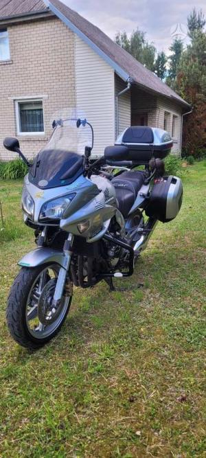 Honda CBF 2009 in Taurage, with an engine capacity of 1.00 L and mileage of 123 thousand km for 2900 €, photo 10 on AUTOMOTO.COM.LV