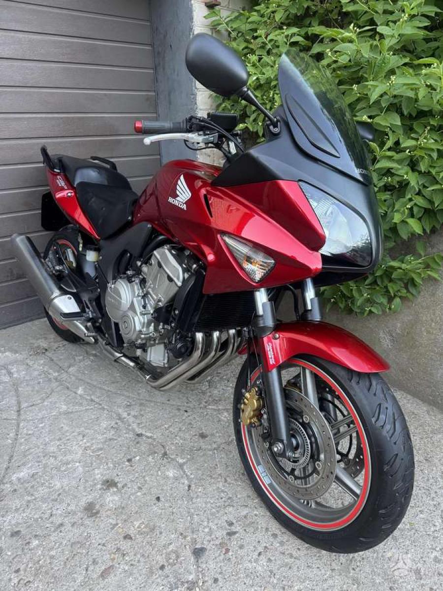 Honda CBF 2009 in Prienai, with an engine capacity of 0.60 L and mileage of 0 thousand km for 2950 €, photo 3 on AUTOMOTO.COM.LV