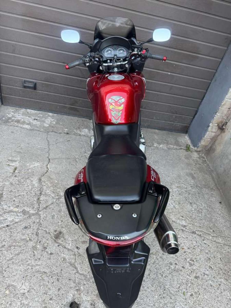 Honda CBF 2009 in Prienai, with an engine capacity of 0.60 L and mileage of 0 thousand km for 2950 €, photo 8 on AUTOMOTO.COM.LV