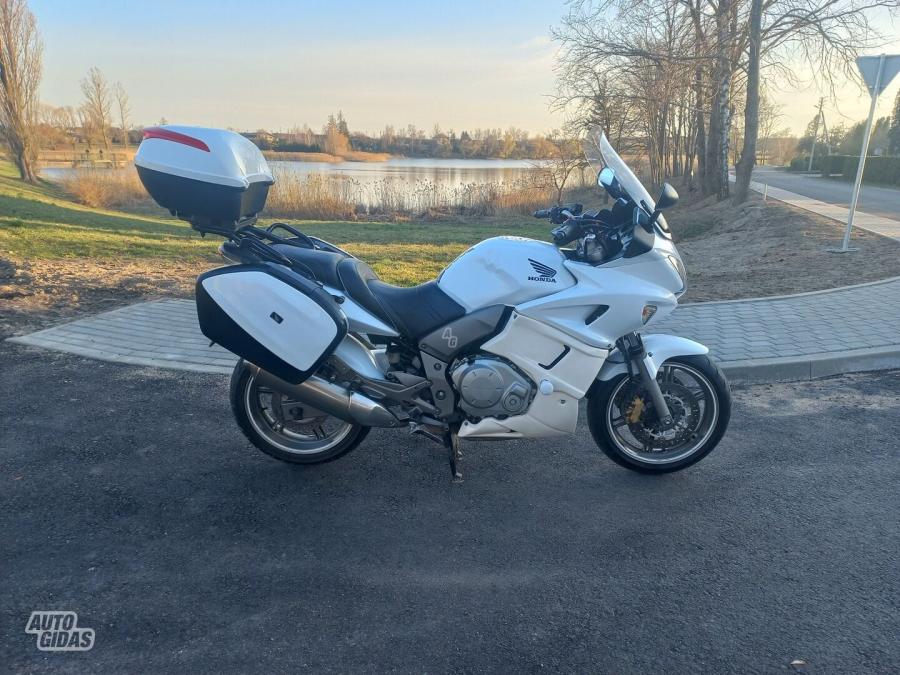 Honda CBF 2010 Viļņa, ar dzinēja tilpumu 0.00 L un nobraukumu 0 tūkst. km par 3000 €, foto 7 vietnē AUTOMOTO.COM.LV