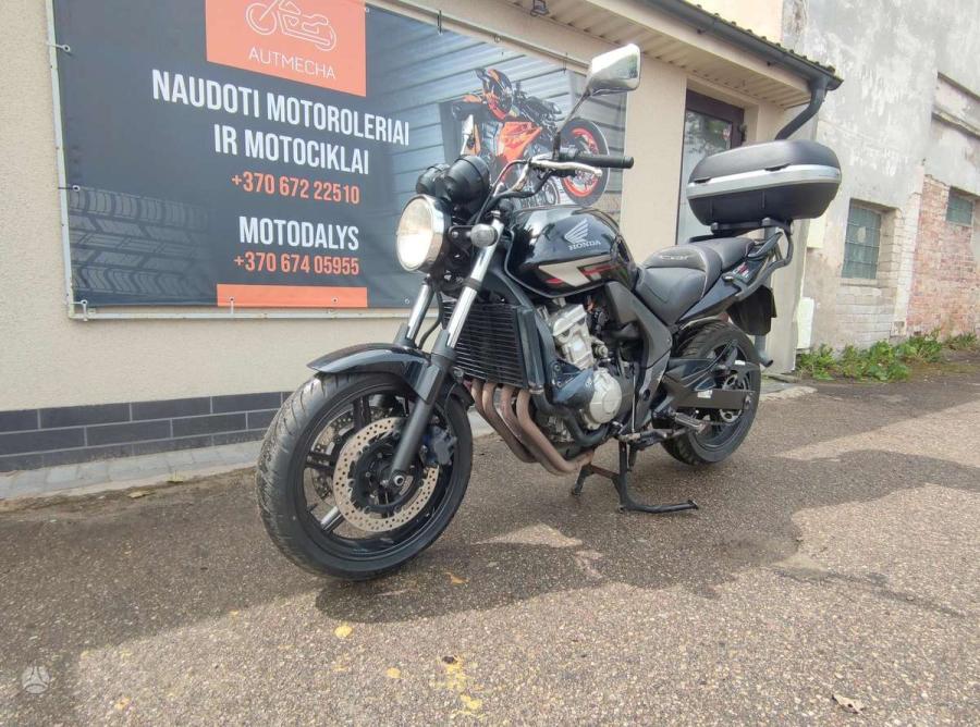 Honda CBF 2010 in Panevezys, with an engine capacity of 0.60 L and mileage of 77 thousand km for 2300 €, photo 3 on AUTOMOTO.COM.LV