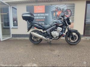 Honda CBF 2010 in Panevezys, with an engine capacity of 0.60 L and mileage of 77 thousand km for 2300 €, photo 4 on AUTOMOTO.COM.LV