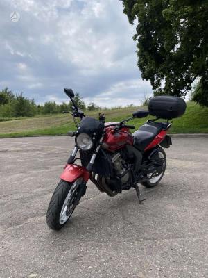 Sarkans Honda CBF 2008 Kauņa, ar dzinēja tilpumu 0.60 L un nobraukumu 37 tūkst. km par 2050 €, foto 3 vietnē AUTOMOTO.COM.LV