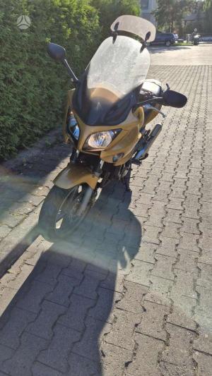 Dzeltens Honda CBF 2008 Kauņa, ar dzinēja tilpumu 1.00 L un nobraukumu 40 tūkst. km par 2750 €, foto 7 vietnē AUTOMOTO.COM.LV