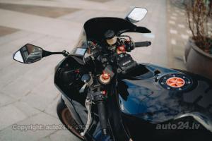 Черный Хонда CBR 1000RR 2006 в Таллин, объемом двигателя 1.00 л и пробегом 51 тыс. км за 7900 €, фото 4 на AUTOMOTO.COM.LV