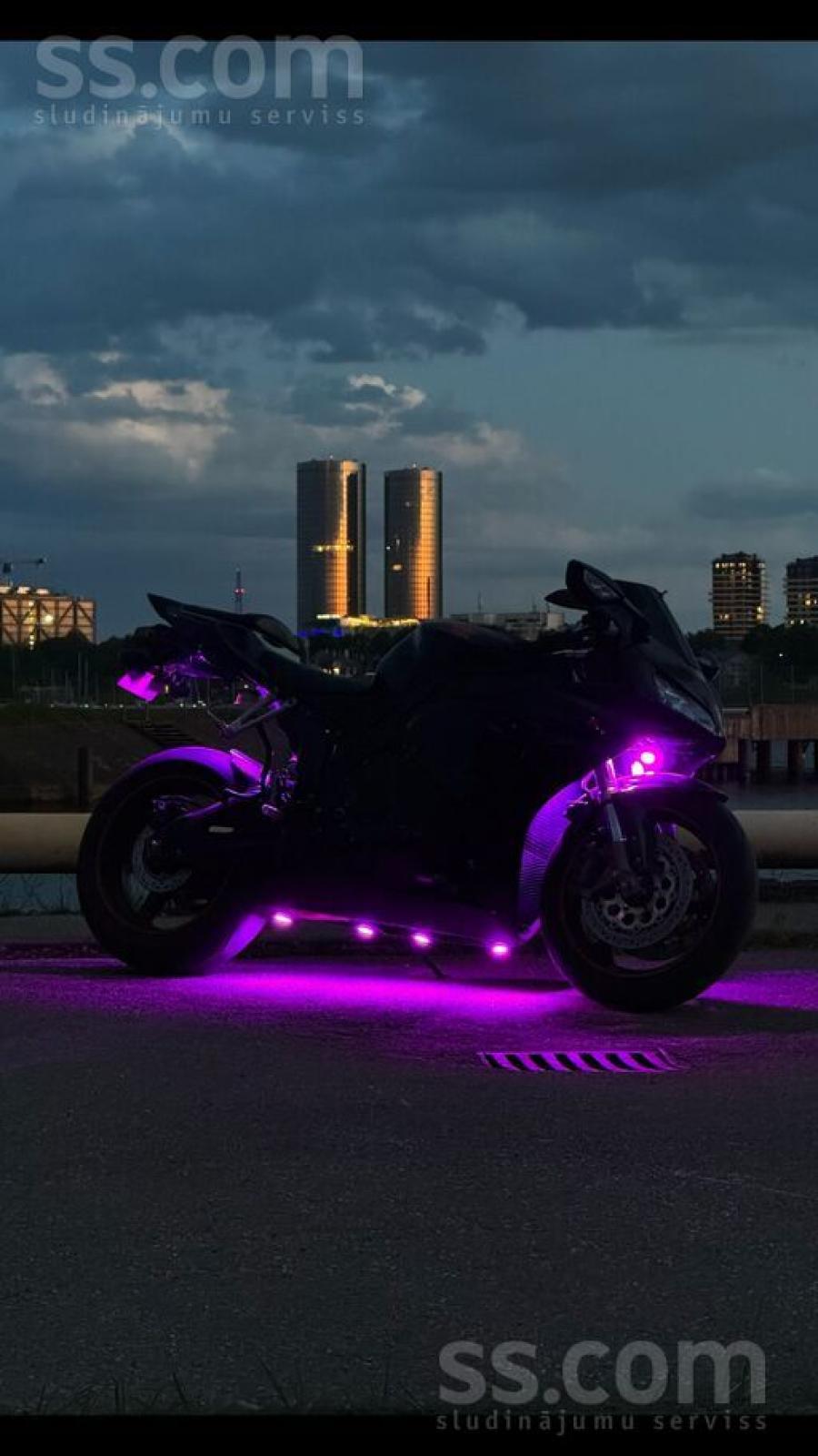 Honda CBR 1000RR 2005 Rīga, ar dzinēja tilpumu 1.00 L un nobraukumu 0 tūkst. km par 3000 €, foto 5 vietnē AUTOMOTO.COM.LV