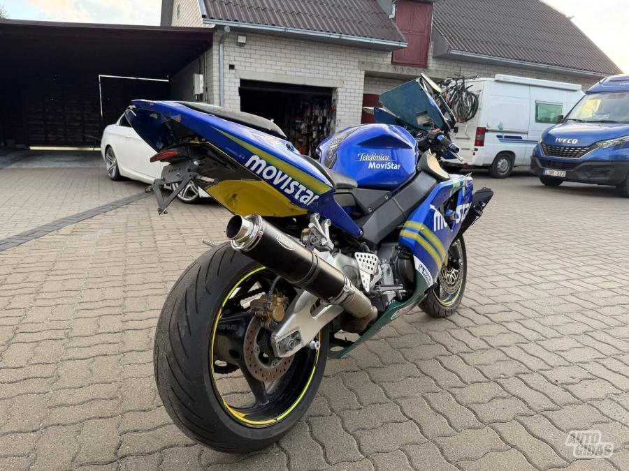 Хонда CBR 1000RR 2007 в Кельме, объемом двигателя 0.00 л и пробегом 0 тыс. км за 850 €, фото 3 на AUTOMOTO.COM.LV