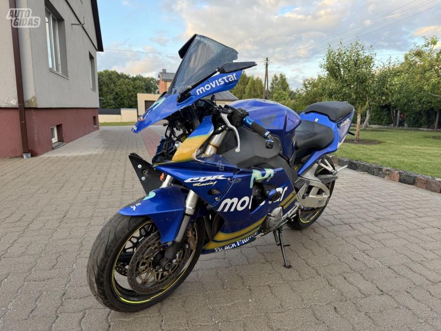 Хонда CBR 1000RR 2007 в Кельме, объемом двигателя 0.00 л и пробегом 0 тыс. км за 850 €, фото 6 на AUTOMOTO.COM.LV