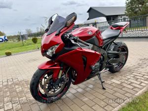 Honda CBR 1000RR 2010 in Tartu, with an engine capacity of 0.00 L and mileage of 20 thousand km for 6900 €, photo 6 on AUTOMOTO.COM.LV