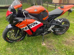 Хонда CBR 1000RR 2012 в Таллин, объемом двигателя 1.00 л и пробегом 0 тыс. км за 6800 €, фото 4 на AUTOMOTO.COM.LV