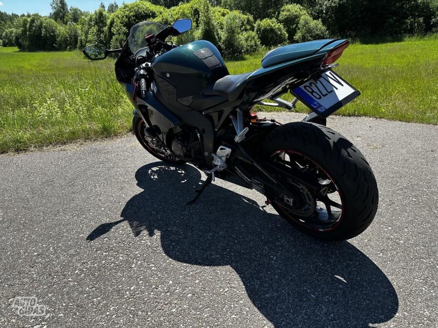 Honda CBR 1000RR 2012 in Moletai, with an engine capacity of 0.00 L and mileage of 0 thousand km for 6500 €, photo 6 on AUTOMOTO.COM.LV