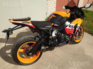 Honda CBR 1000RR 2014 Rīga, ar dzinēja tilpumu 1.00 L un nobraukumu 0 tūkst. km par 3500 €, foto 6 vietnē AUTOMOTO.COM.LV