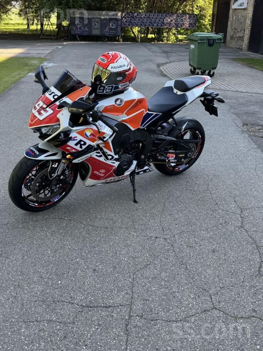 Хонда CBR 1000RR 2018 в Рига, объемом двигателя 1.00 л и пробегом 0 тыс. км за 14200 €, фото 7 на AUTOMOTO.COM.LV
