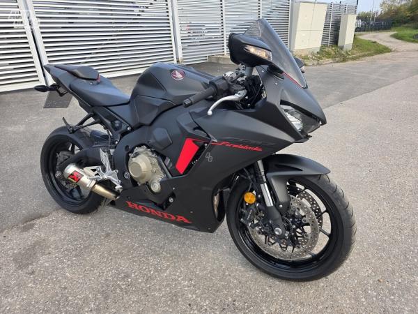 Honda CBR 1000RR 2019 Kauņa, ar dzinēja tilpumu 0.00 L un nobraukumu 0 tūkst. km par 10500 €, foto 6 vietnē AUTOMOTO.COM.LV