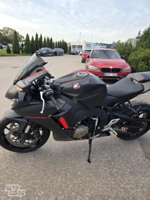 Honda CBR 1000RR 2019 Kauņa, ar dzinēja tilpumu 0.00 L un nobraukumu 0 tūkst. km par 10500 €, foto 14 vietnē AUTOMOTO.COM.LV