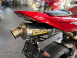 Red Honda CBR 1000RR 2006 in Tallinn, with an engine capacity of 1.00 L and mileage of 41 thousand km for 5490 €, photo 5 on AUTOMOTO.COM.LV