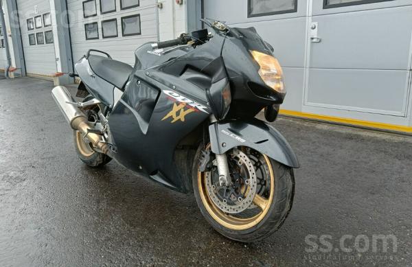 Honda CBR 1100XX 2005 in Riga, with an engine capacity of 1.10 L and mileage of 0 thousand km for 1550 €, photo 1 on AUTOMOTO.COM.LV