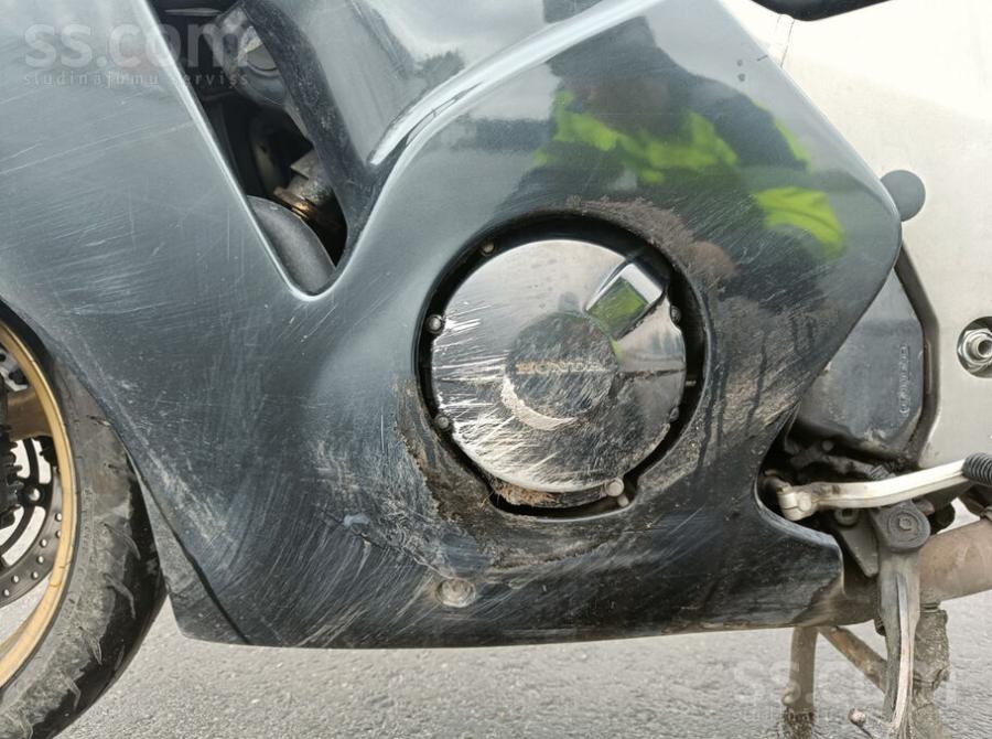 Хонда CBR 1100XX 2005 в Рига, объемом двигателя 1.10 л и пробегом 0 тыс. км за 1550 €, фото 6 на AUTOMOTO.COM.LV