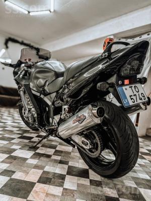 Honda CBR 1100XX 2007 in Talsi, with an engine capacity of 1.10 L and mileage of 0 thousand km for 3750 €, photo 4 on AUTOMOTO.COM.LV